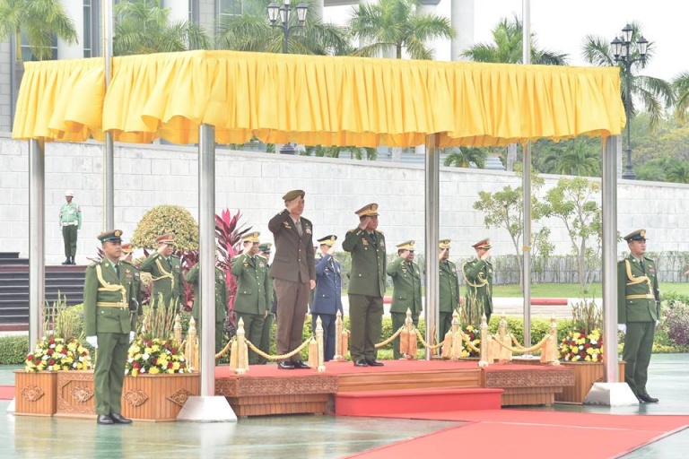 Senior General Min Aung Hlaing welcomes Lt. Gen. Perry Lim, Chief of ...