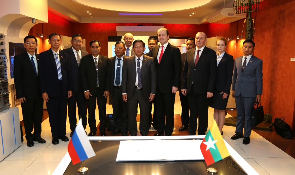 Senior General Min Aung Hlaing visits JSC Radio Plant in Omsk, arrives ...